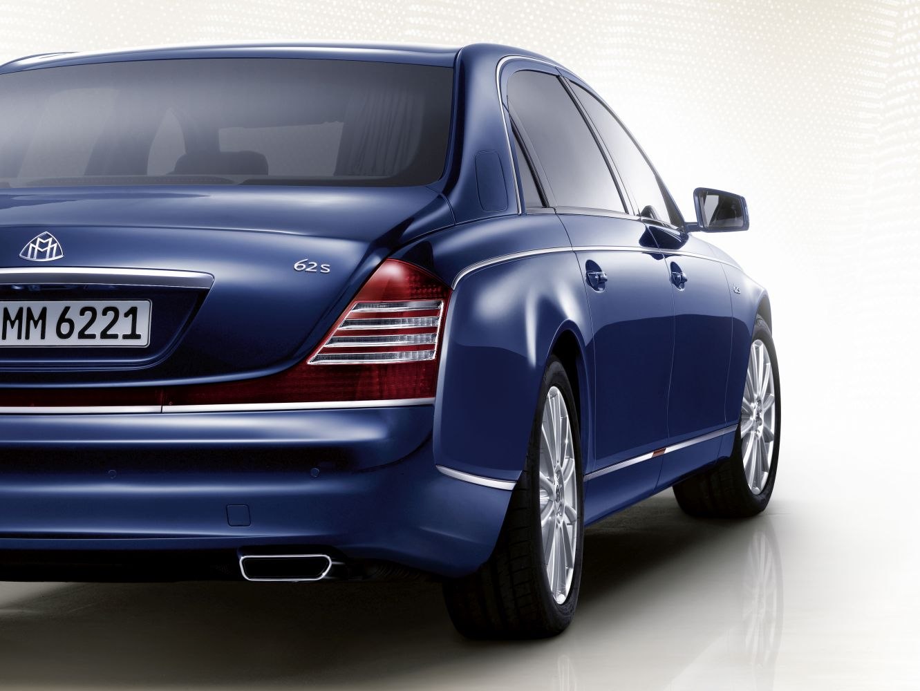 Maybach 62 S technical specifications and fuel economy